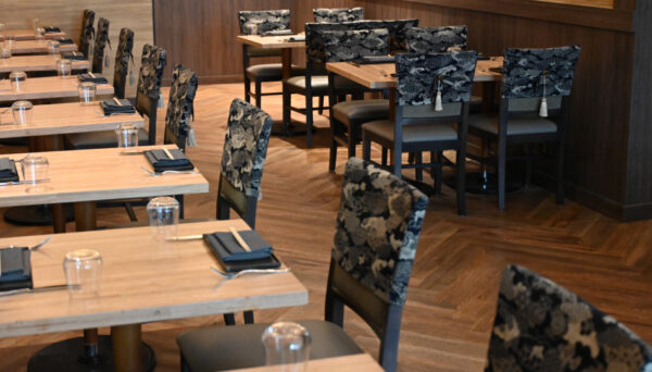 Guide to Types of Restaurant Chairs & Seating Arrangements | MityLite